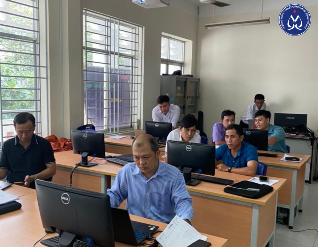 Khai giảng khóa học Kỹ thuật lập trình PLC S7 với hệ thống MPS PA ...